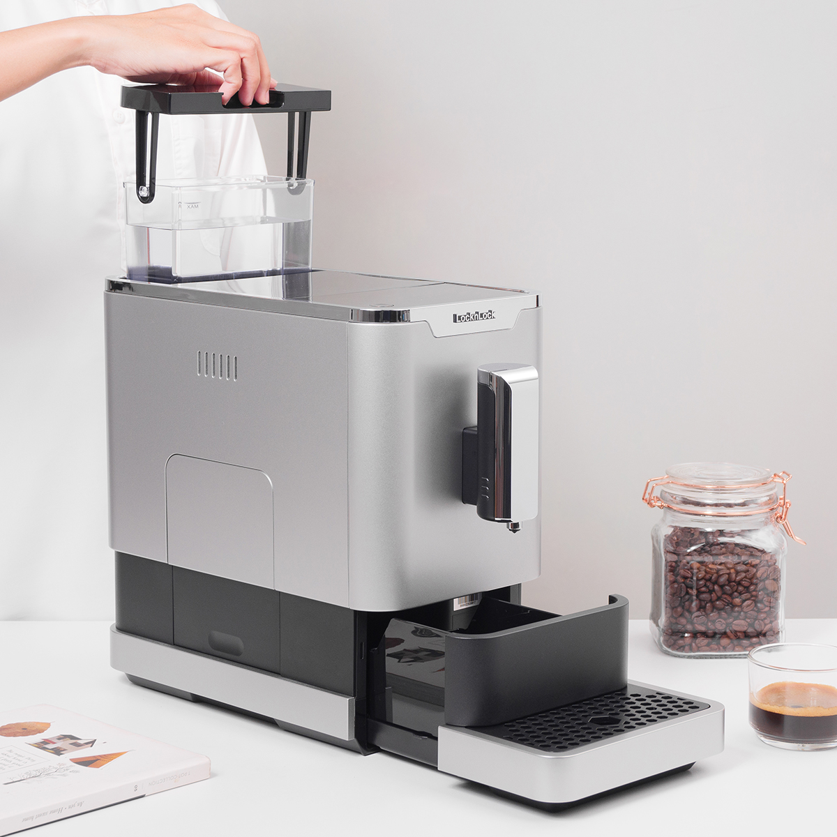 Máy Pha Cà Phê Lock&Lock Espresso Machine 220V, 50Hz, 1235W - 2 Màu ...